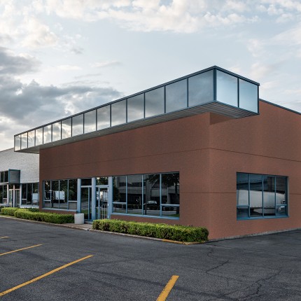 727 GARNET RED || FLEXIBOND DECORATIVES LLP