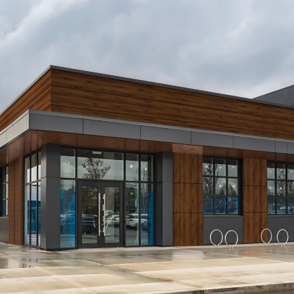 822 COUNTRY OAK || FLEXIBOND DECORATIVES LLP